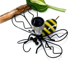 Metal Bee with Solar Light . Garden Decor ,Bumble Bee Patio Decor ...